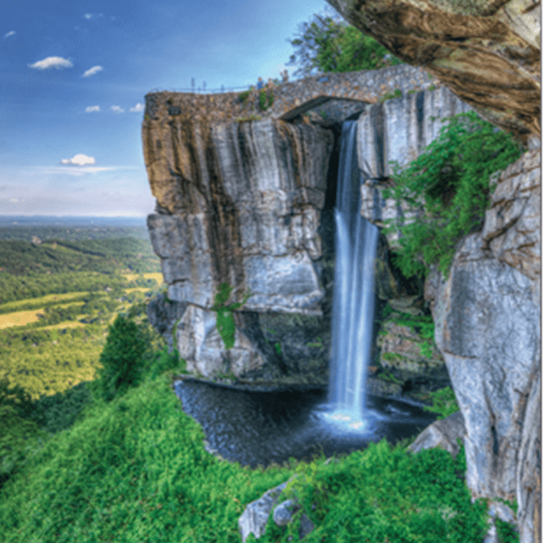 7 Unique Places to Visit While on Assignment: Travel Nurse Tips